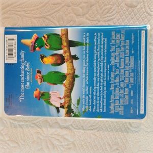 Dreamworks | Media | Dreamworks Paulie Vintage 998 Vhs Movie Tape ...